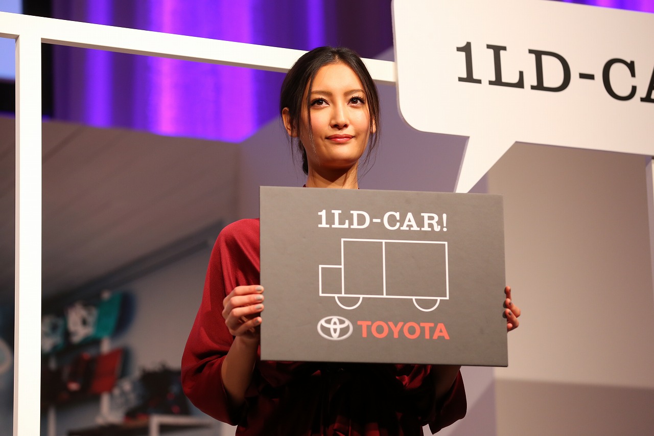 トヨタ、新型車ルーミー／タンクのPRイベント開催、リビングとドライビングを掛け合わせた新コンセプト「1LD－CAR」 - カーアンドレジャーニュース